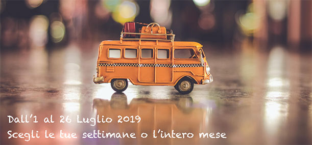 Inglese, piscina, yoga e pic nic al Parco Solari con i campus di Kris Hagan