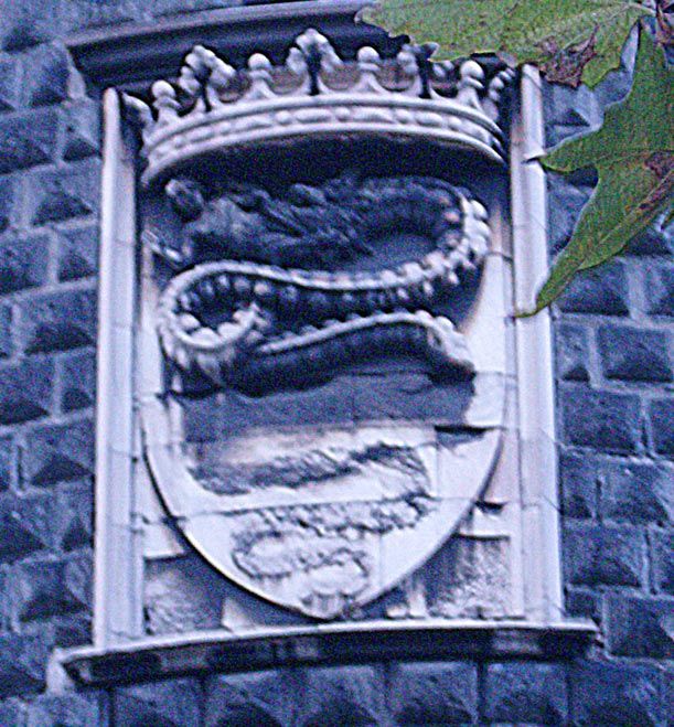 C'era una volta il biscione... Quante favole sullo stemma di Milano!